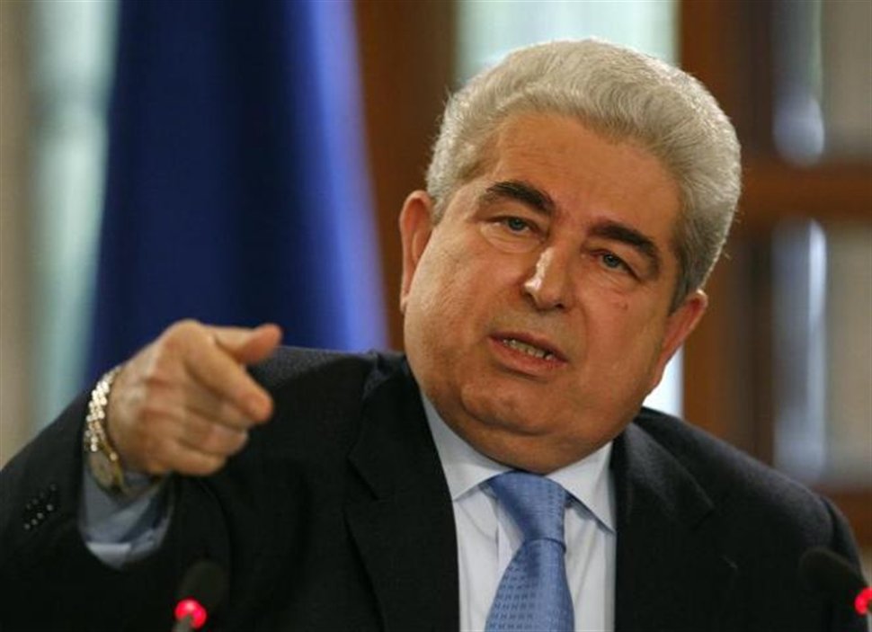 ΤΟ 80% ΤΩΝ ΕΛΛΗΝΩΝ ΤΗΣ ΚΥΠΡΟΥ ΡΙΧΝΟΥΝ ΤΙΣ ΕΥΘΥΝΕΣ ΓΙΑ ΤΗΝ ΚΡΙΣΗ ΣΤΗΝ ...