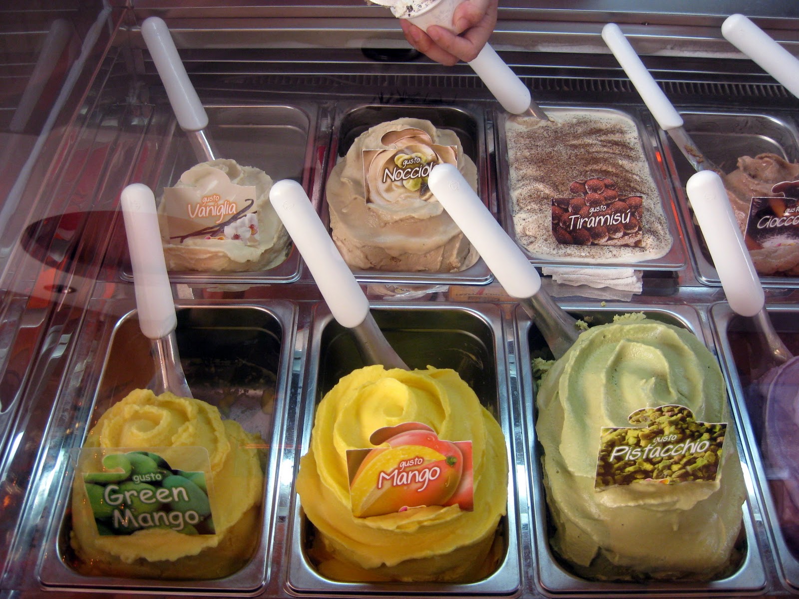 Turning Boholano: Gelateria Milano