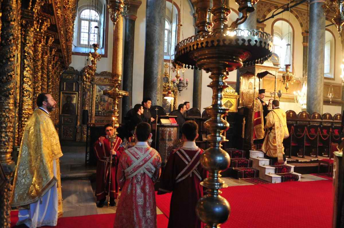 ΦΩΣ ΦΑΝΑΡΙΟΥ: Η ΠΑΤΡΙΑΡΧΙΚΗ ΚΑΙ ΣΥΝΟΔΙΚΗ ΛΕΙΤΟΥΡΓΙΑ ΓΙΑ ΤΑ ΧΡΙΣΤΟΥΓΕΝΝΑ ...