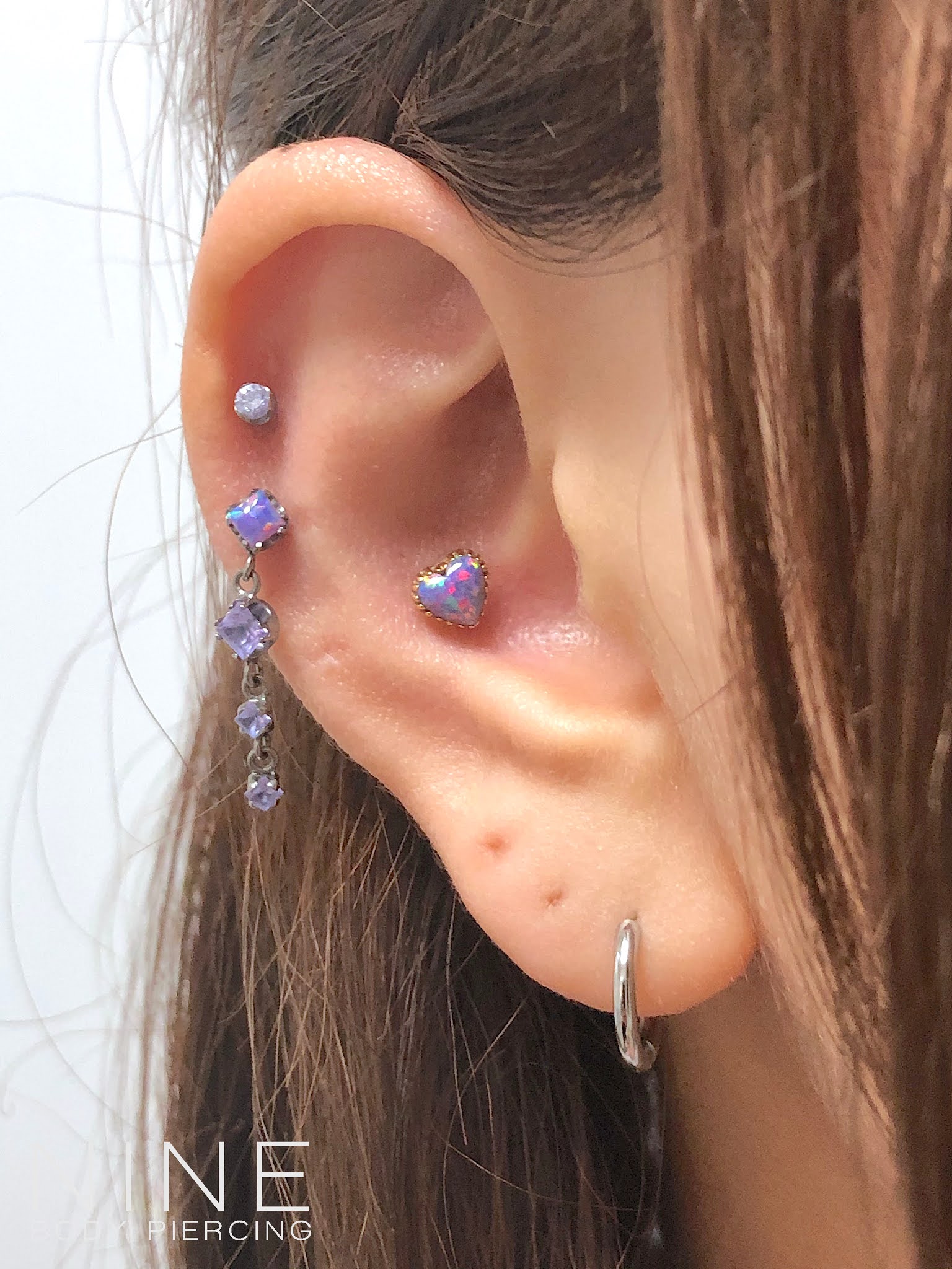 NINE BODY PIERCING BLOG: Conch with Anatometal Yellow Gold Opal Heart ...