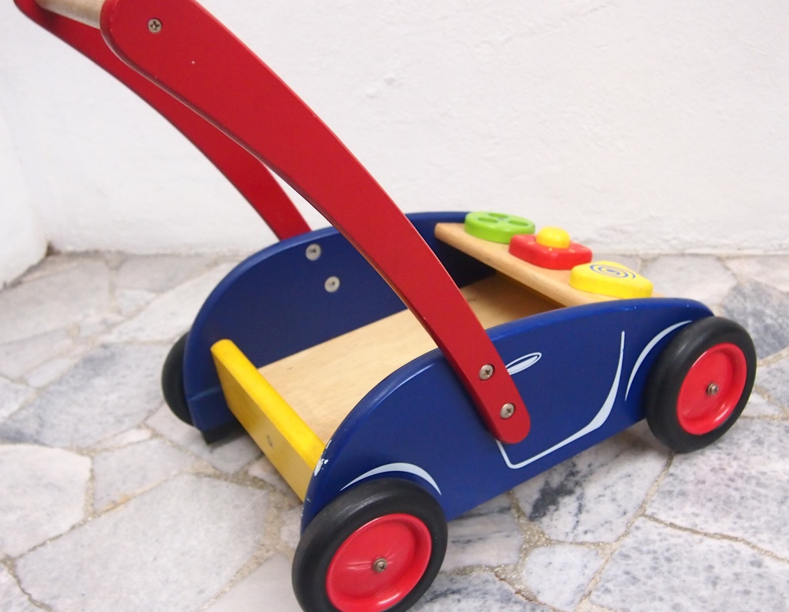 JuaiMurah: Wooden Push Wagon
