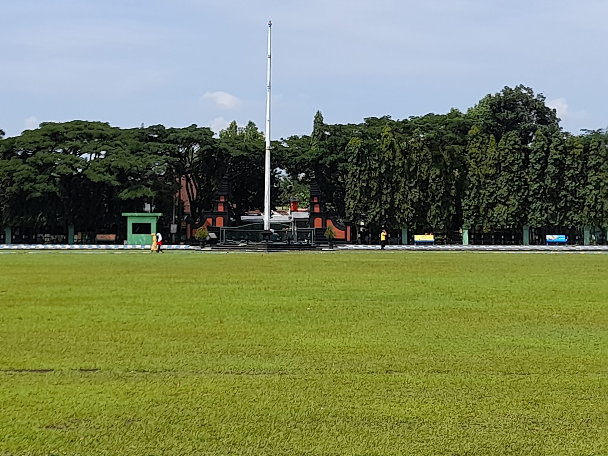 Berwisata Ria di Lapangan Rampal Kota Malang - *Dolanku*