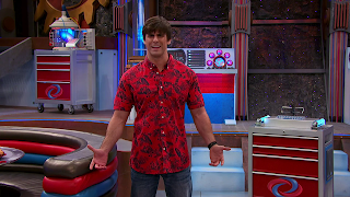 ausCAPS: Cooper Barnes shirtless in Henry Danger 1-12 "Invisible Brad"