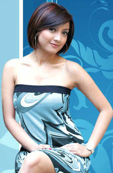 Foto Dan Profil Wiwid Gunawan Artis Cantik Indonesia | SeoStarMoon