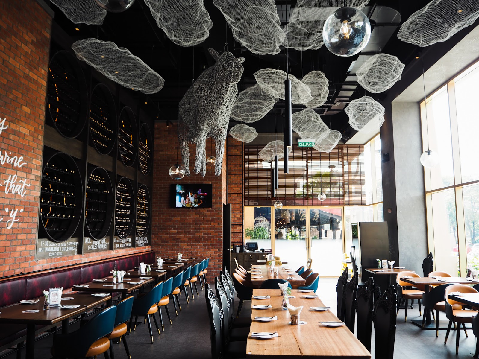 The BAR°N opens new outlet at Sunway Pyramid - Jia Shin Lee