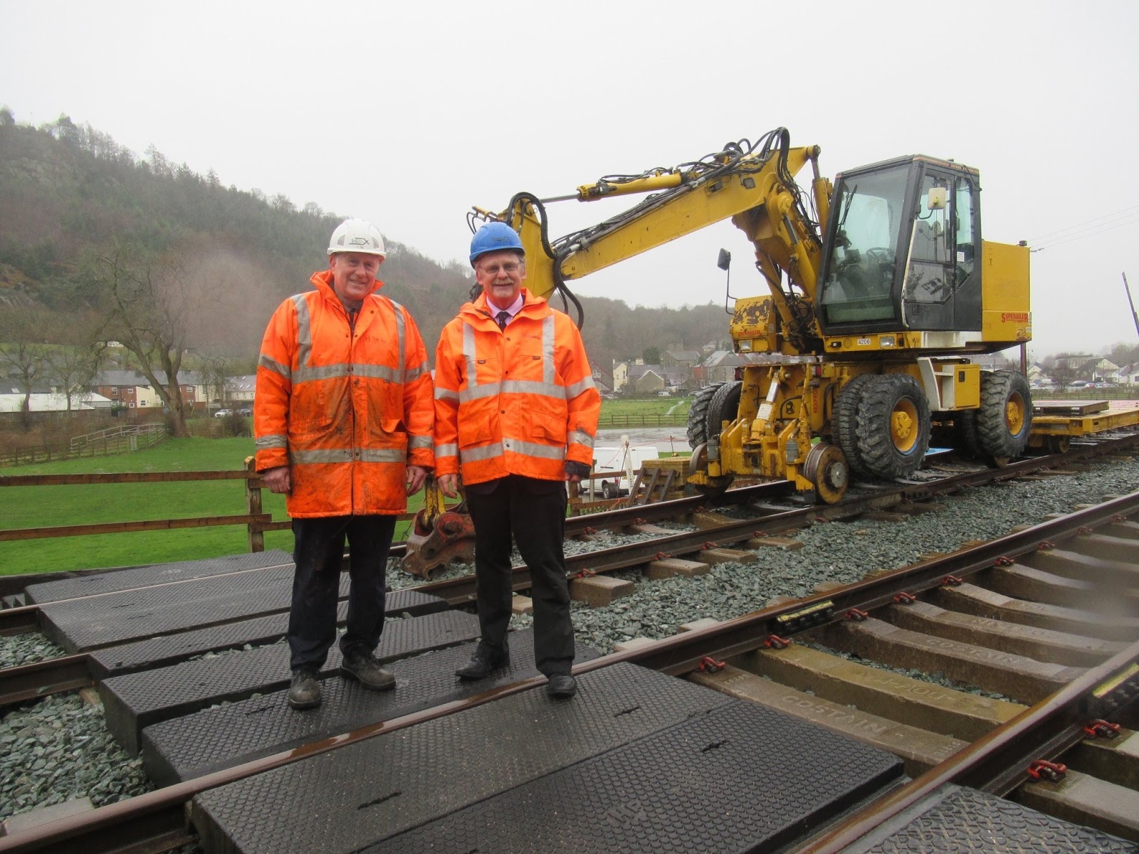 Llanblogger - contact llanblogger@gmail.com: AM praises progress on ...