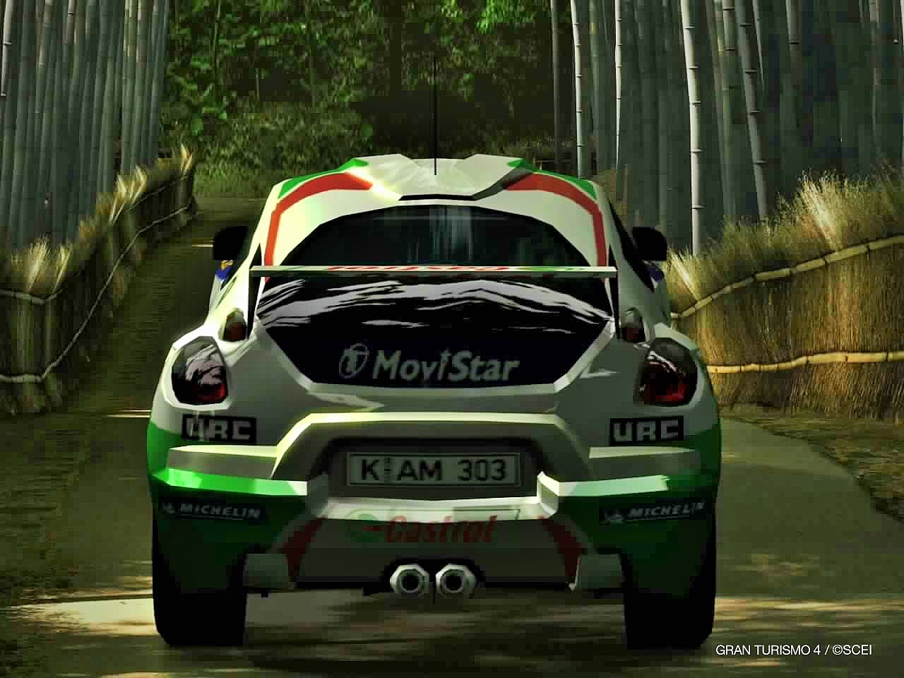 Gran Turismo Photo Dump: GT4 2002 Toyota RSC Rally Raid Car