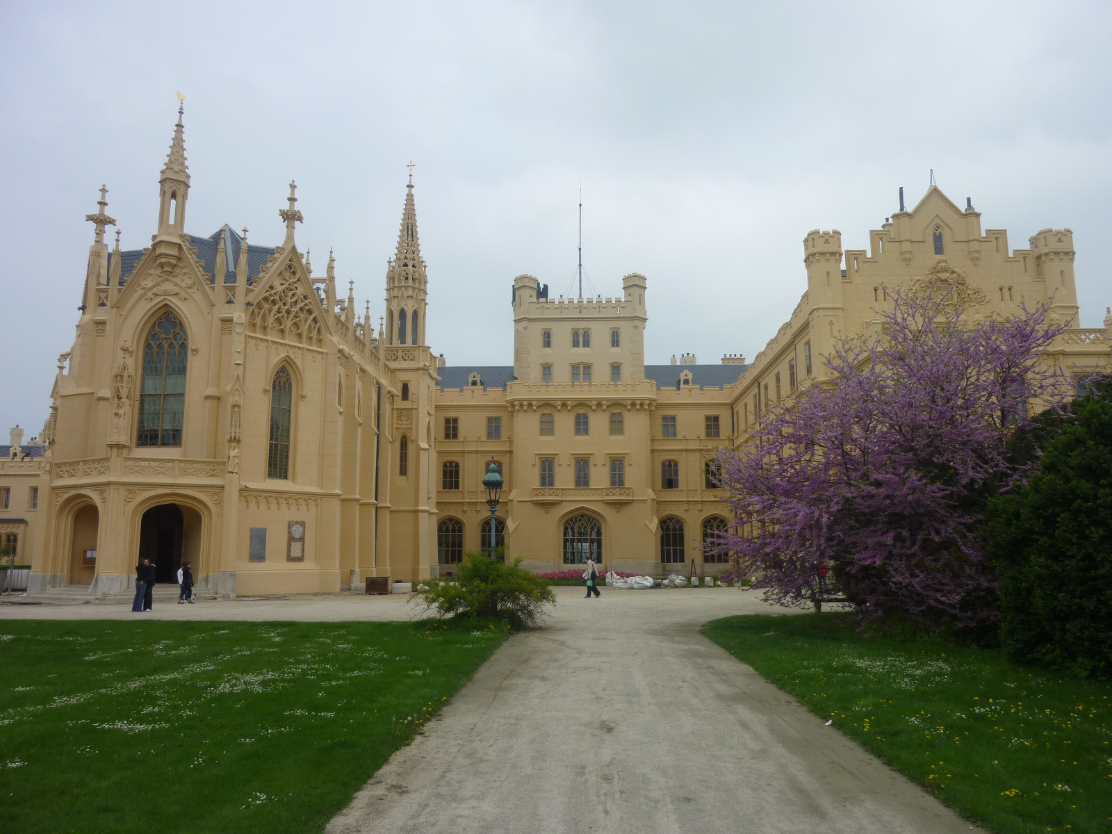 The Motorcycle Logs: Brno - Mikulov - Lednice - Valtice - Log #031#