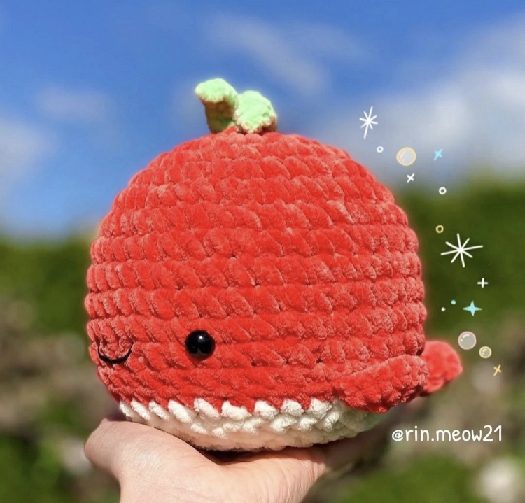 Chart móc cá voi phiên bản chibi