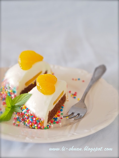 Helena's Kitchen: Lychee Mousse Entremets （荔枝慕斯甜点）