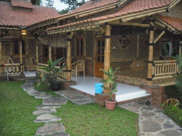 jasa pembuatan rumah bambu foto rumah bambu model rumah bambu gambar ...