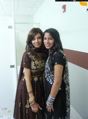 karachi girls - Lonely Girl