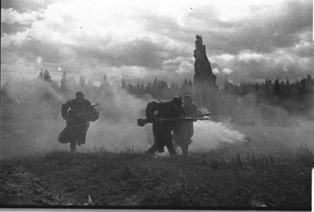 B&W pictures of Red Army in World War II ~ vintage everyday