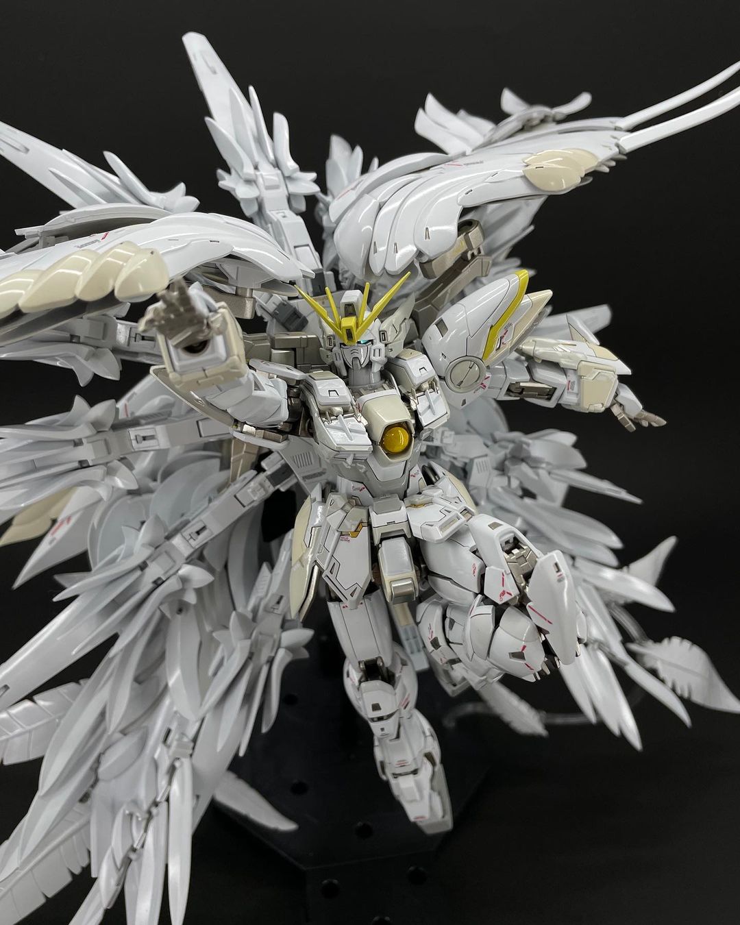 MG 1/100 XXXG-00W0 WING GUNDAM ZERO Ver.ka by ssssseph - Pilot-Exia Gundam