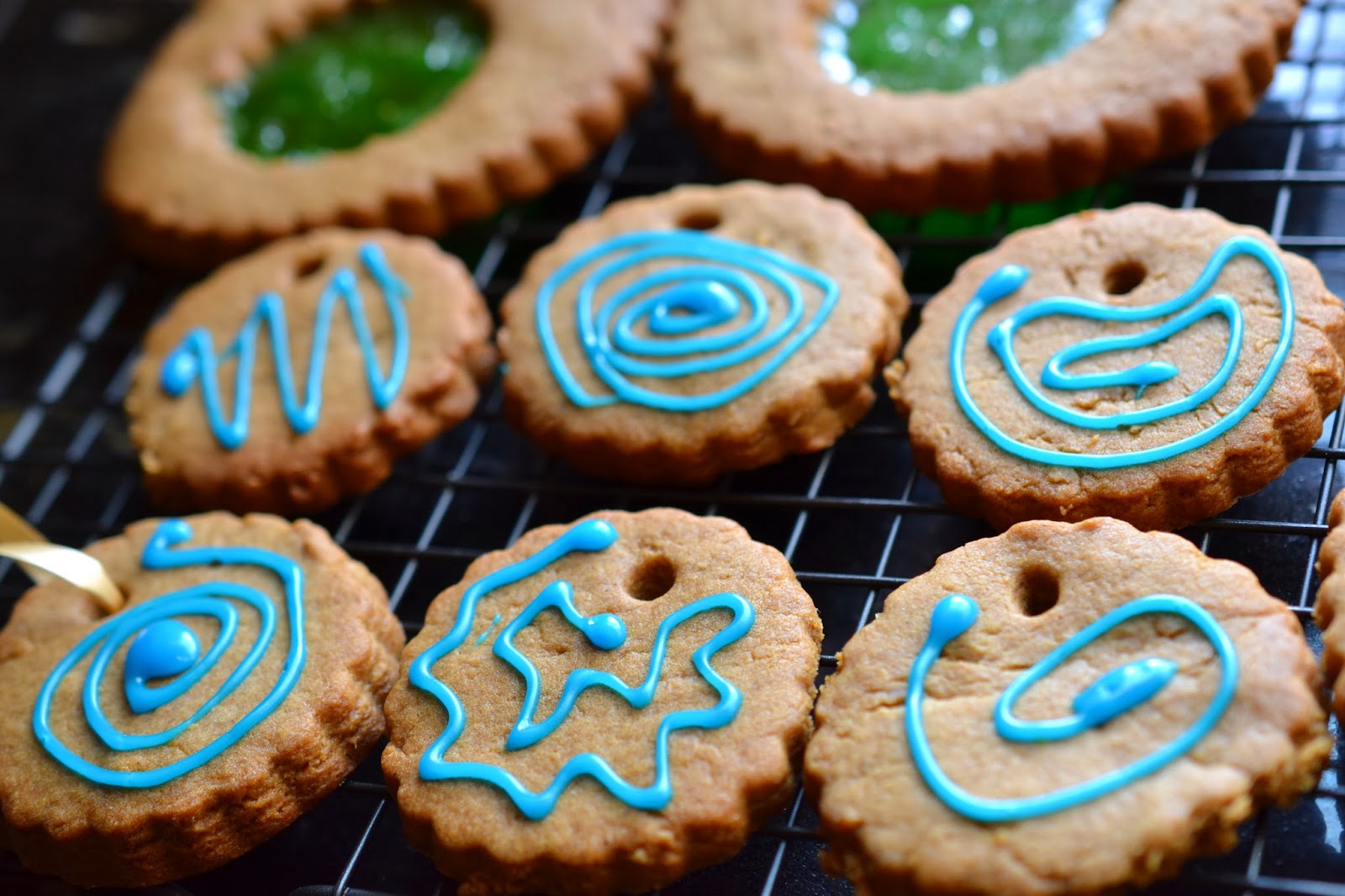 greedy-girl-christmas-candy-crush-cookies