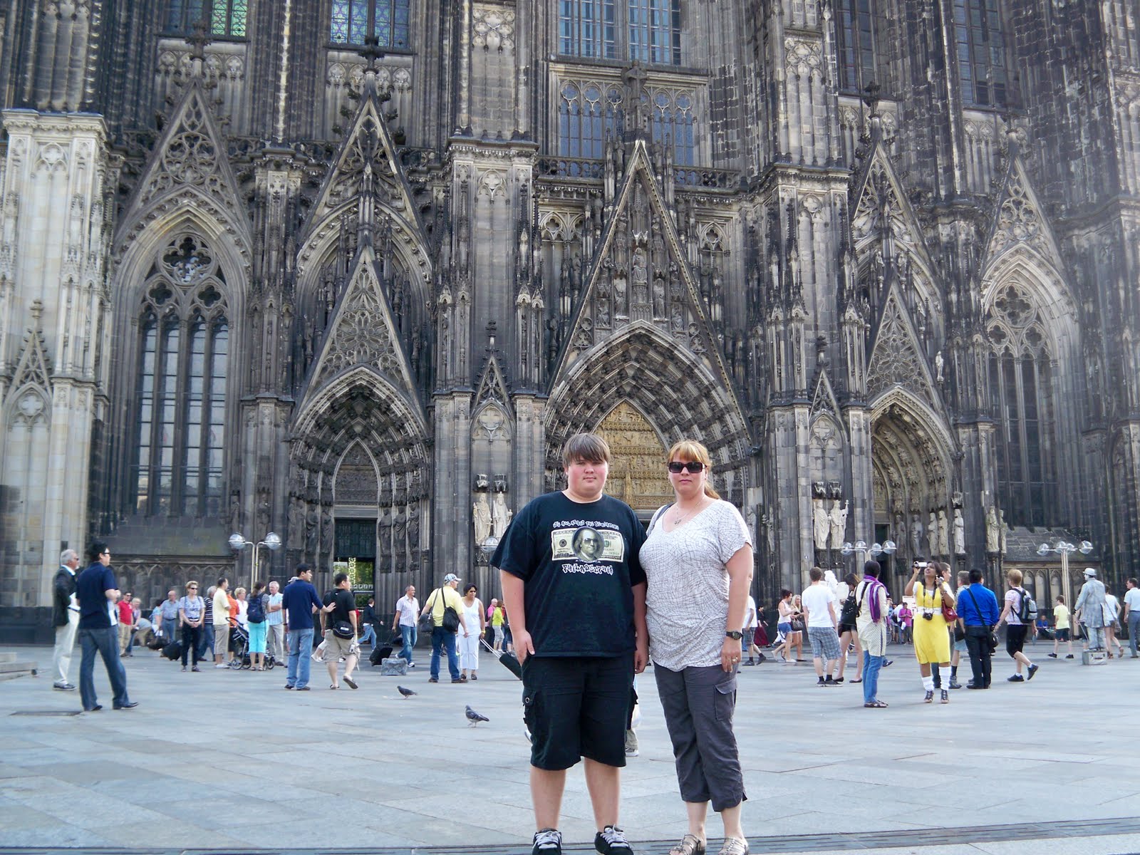 Goofy in Germany: Kohn (Cologne) Germany 6-2011
