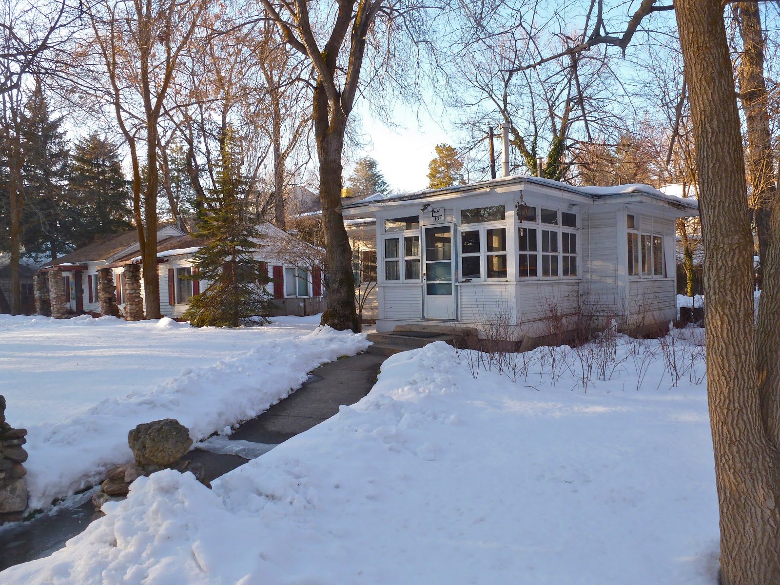 Utah's Present History: Urban Myth: Salt Lake City's Hobbitville (aka ...