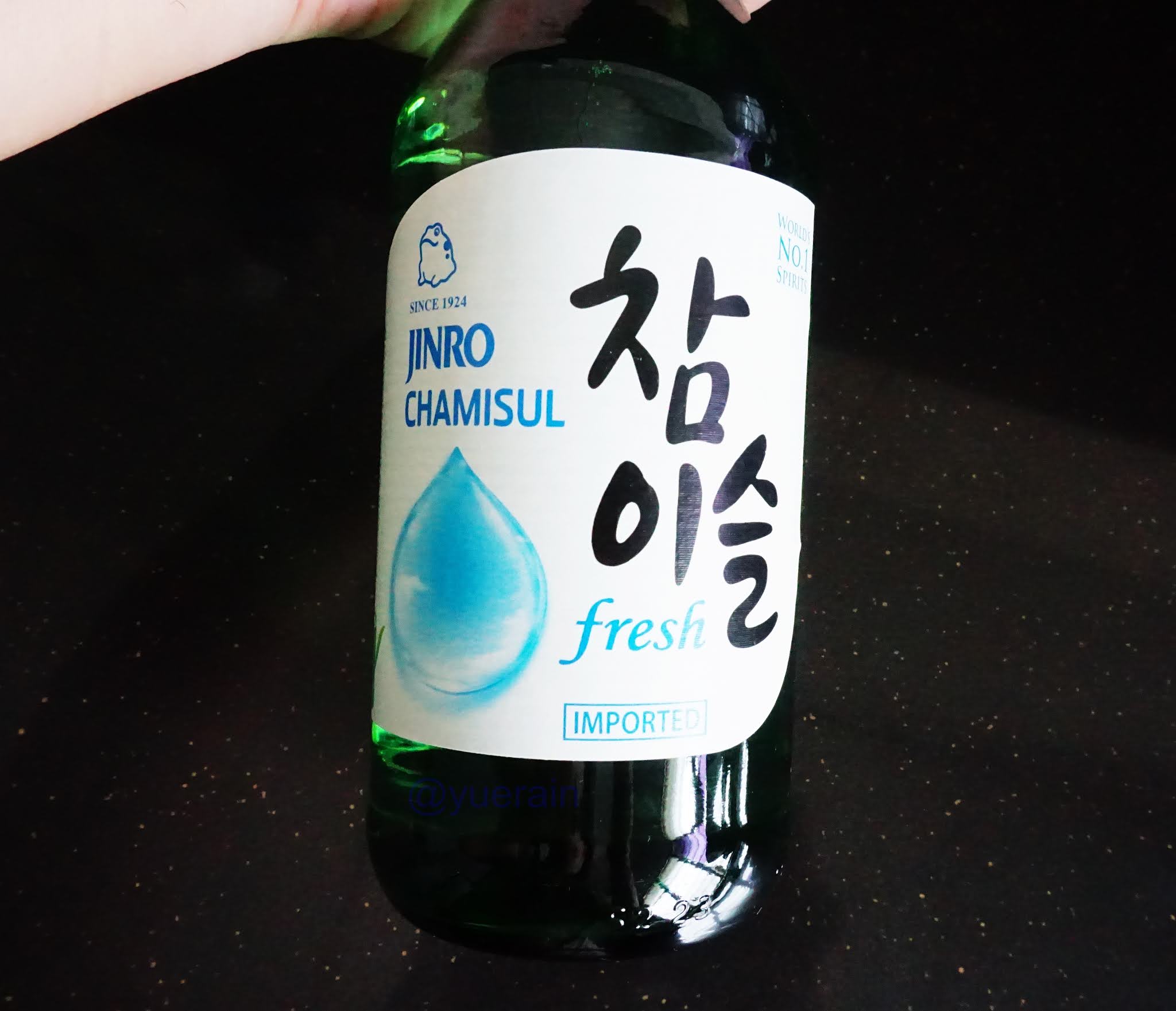 GREAT SKINandLIFE: REVIEW ON KOREAN JINRO CHAMISUL SOJU FRESH