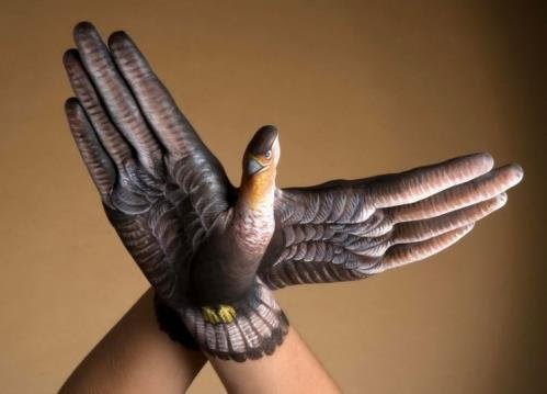 Amazing World: Amazing hand art