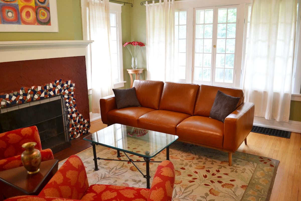 Got $223? You can stay in this Sears Hamilton.