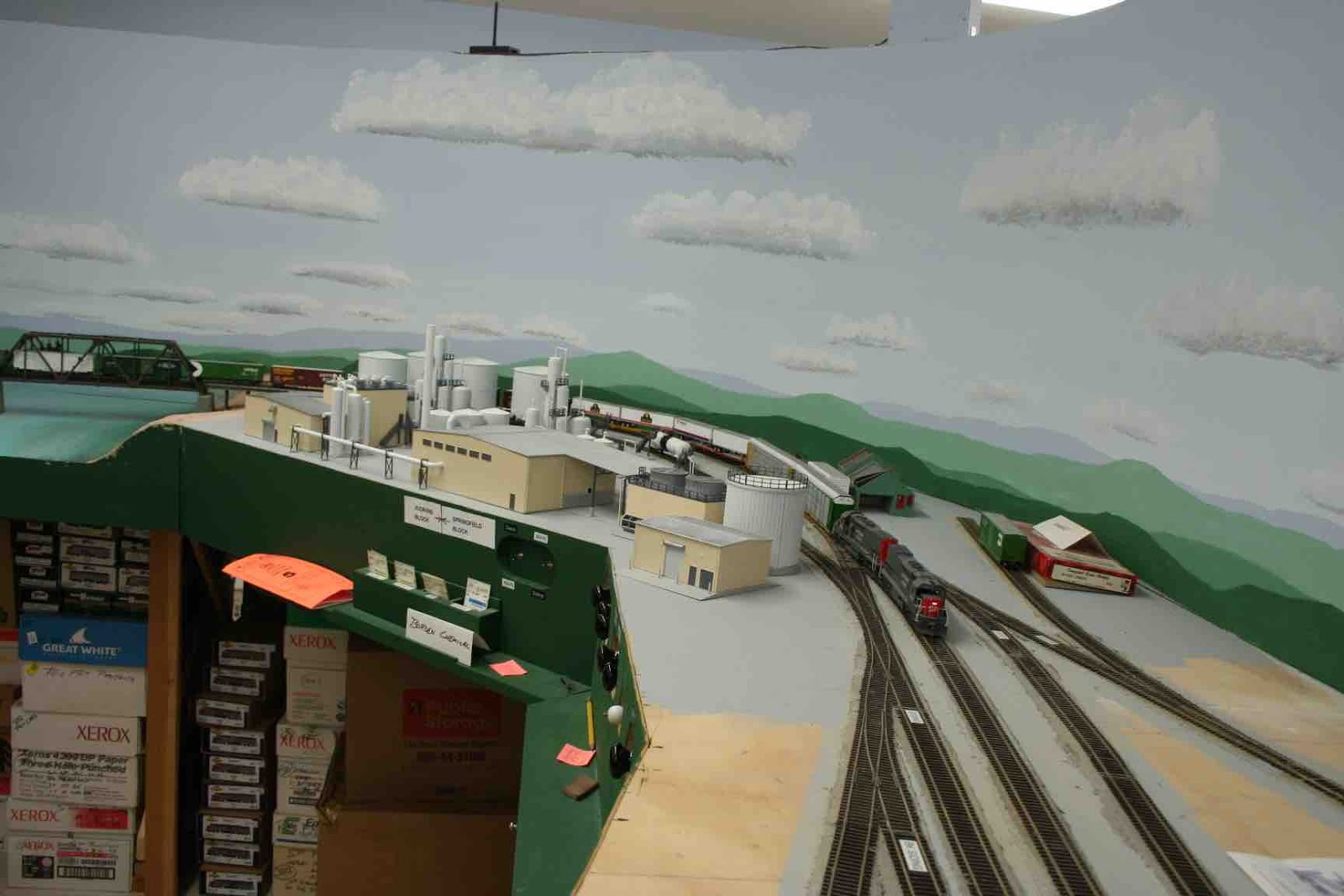 Southern Pacific Cascade Line: TRACK REALIGNMENT AT SPRINGFIELD