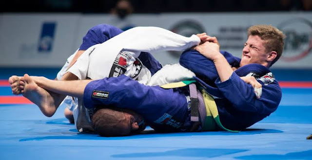 Como aplicar um Arm Lock bem feito - Muito Mais Ação Jiu Jitsu
