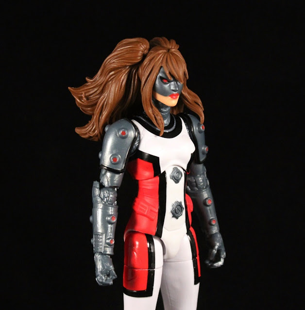 She's Fantastic: Marvel Legends - OMEGA SENTINEL!