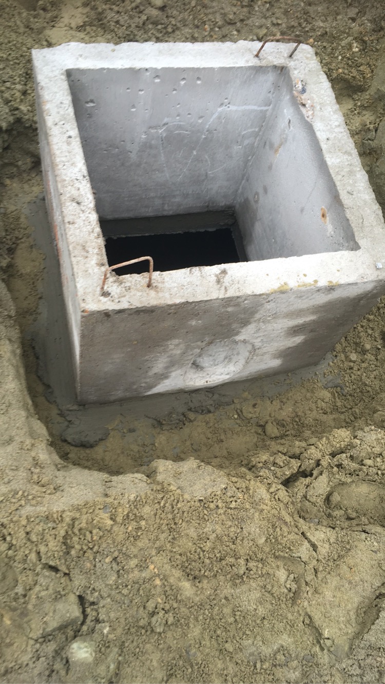 Week 16 [maand 4] - Plaatsen pomp afrit, regenput & aanvullen zand (1 ...