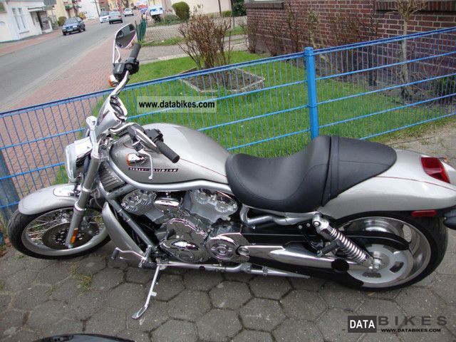 Harley-Davidson: 2008 Harley Davidson VRSCAW V-Rod