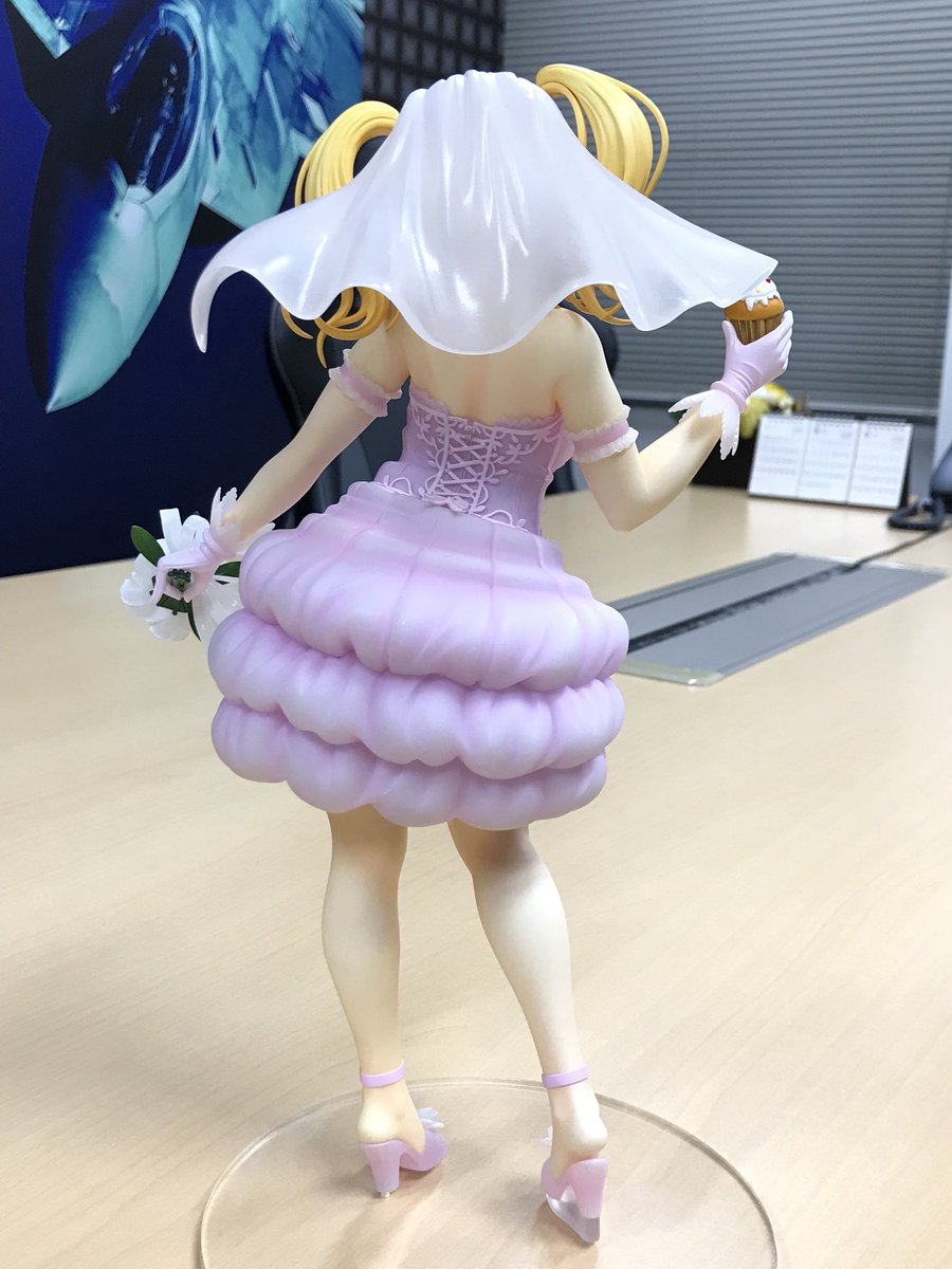 Prototipo pintado de la Wedding Ver. de Super Pochaco por Souyokusha