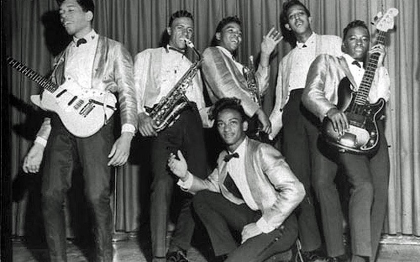 The Perlich Post: First Takes: The Isley Brothers' "Who's That Lady"