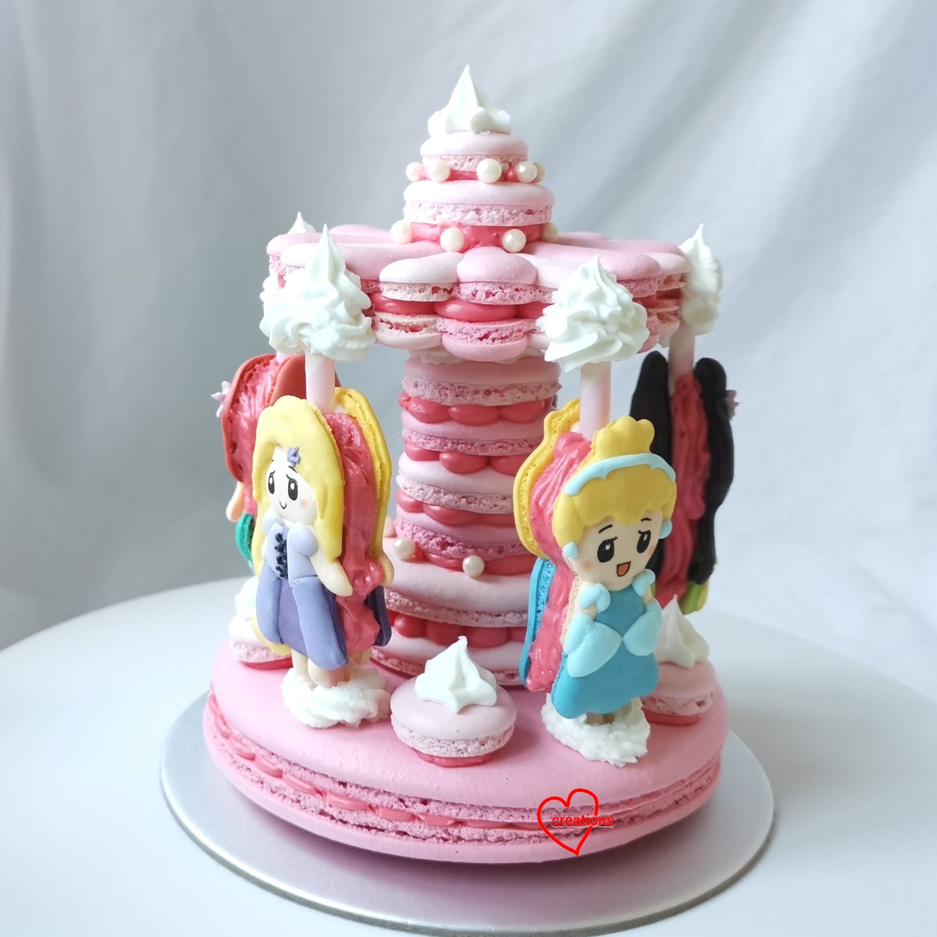 Loving Creations for You: Disney Princess Strawberry Macaron Carousel