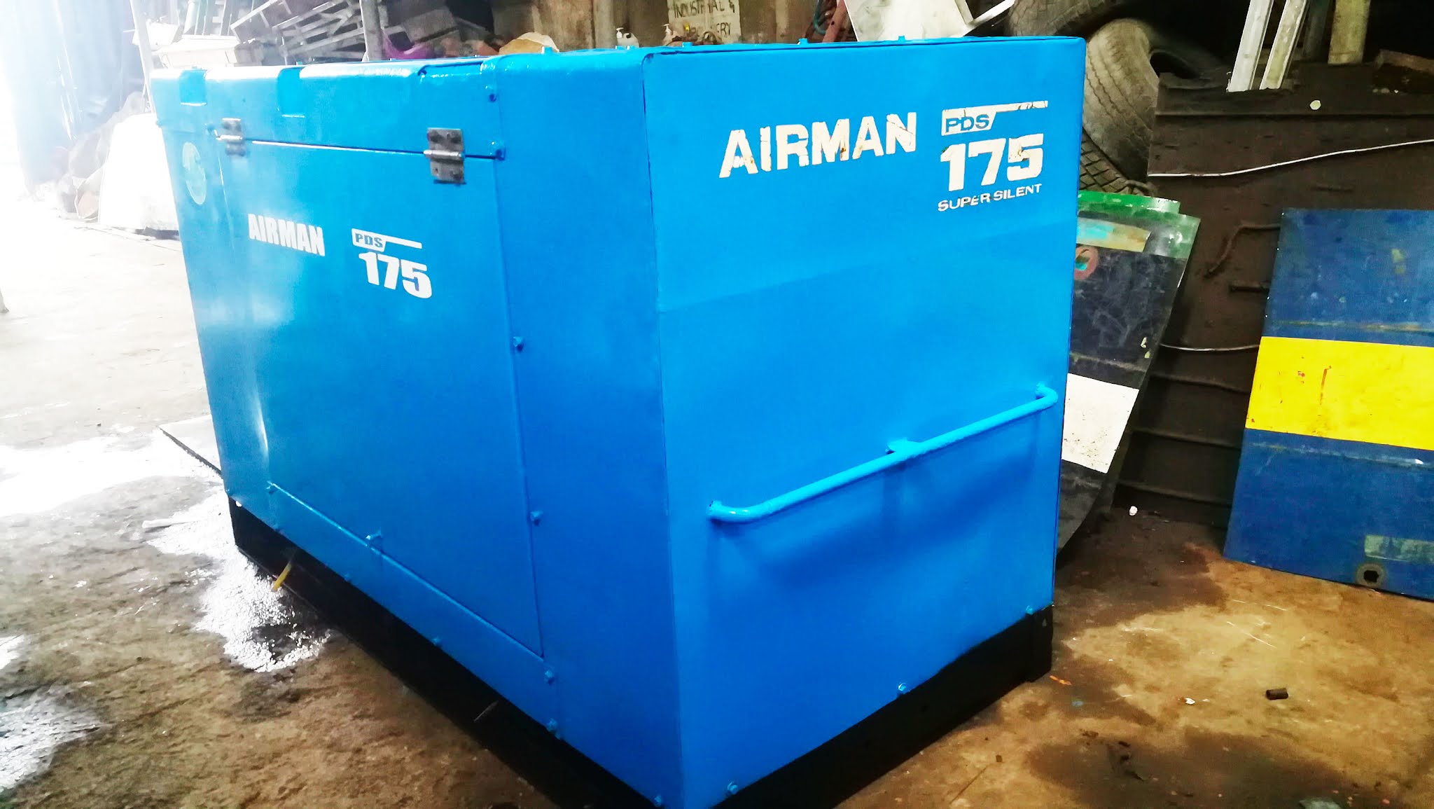 Products: Airman PDS 175 Air compressor super silent From Japan