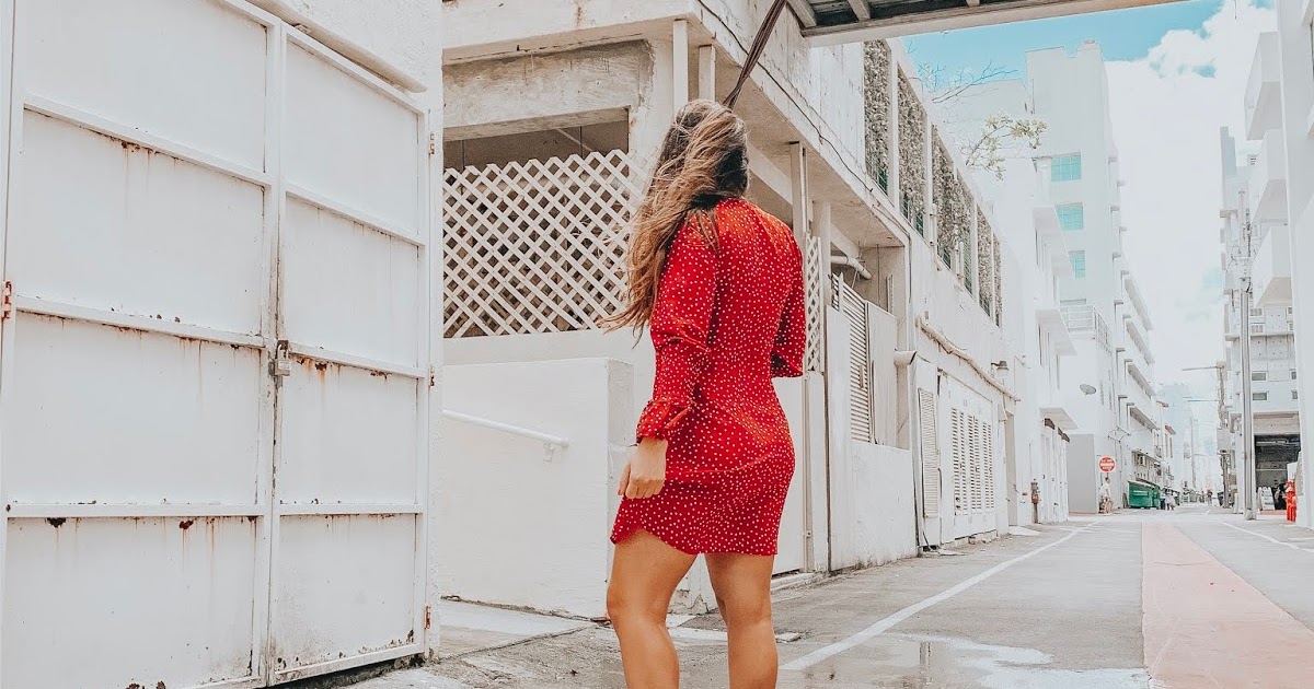 FESTIVE RED DRESS | Mandy Shares Life