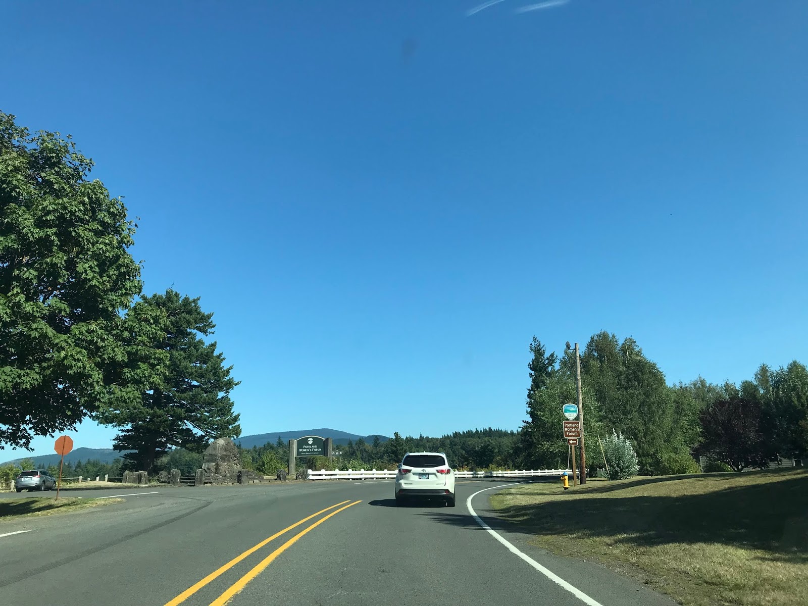 US Route 30/Columbia River Highway; old US 30 on the Historic Columbia ...