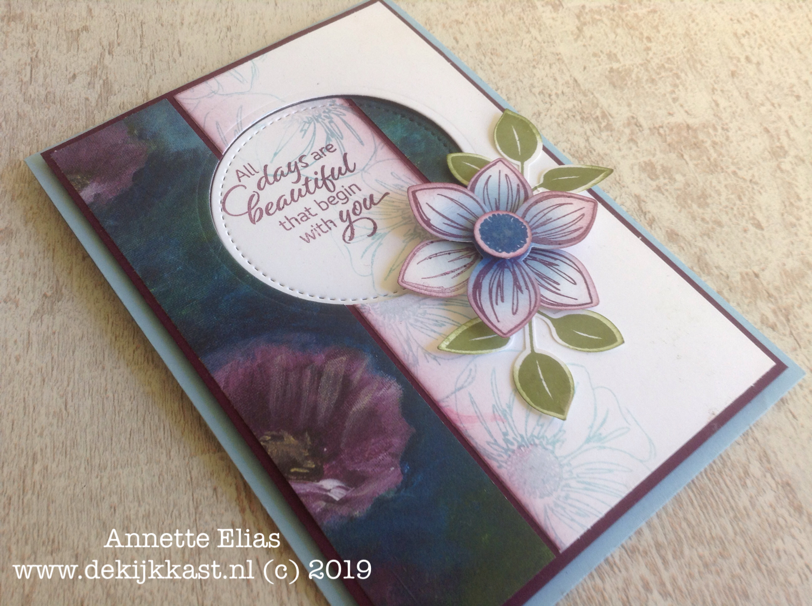 De Kijkkast: Favoriete Stempels of DSP- Stamp 'N Hop Bloghop