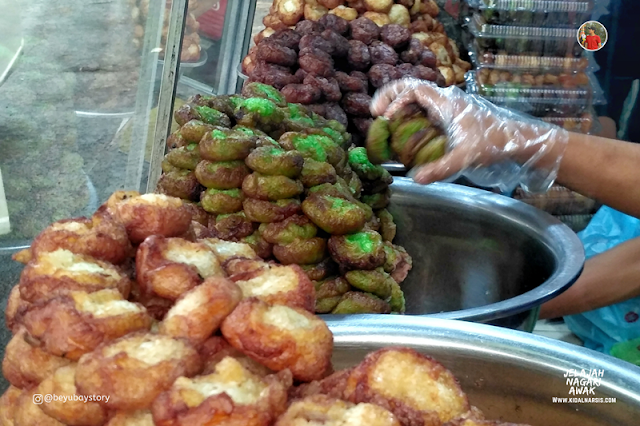 Jelajah Nagari Awak: Pinyaram Si Manis Menggoda dari Minangkabau