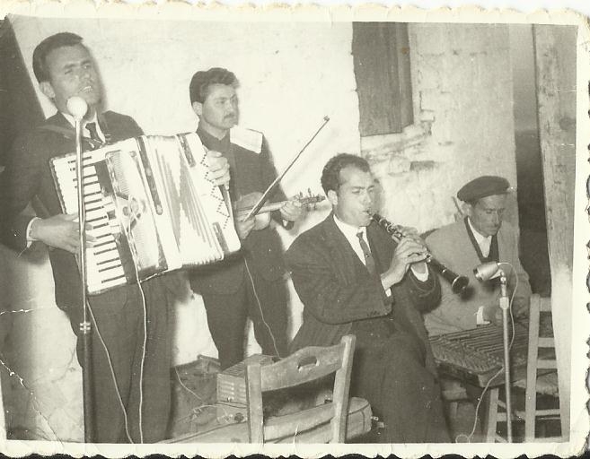 Kώστας Χαμπαίος: ΓΙΩΡΓΟΣ ΤΖΑΜΑΡΑΣ (Δημοτικό τραγούδι)