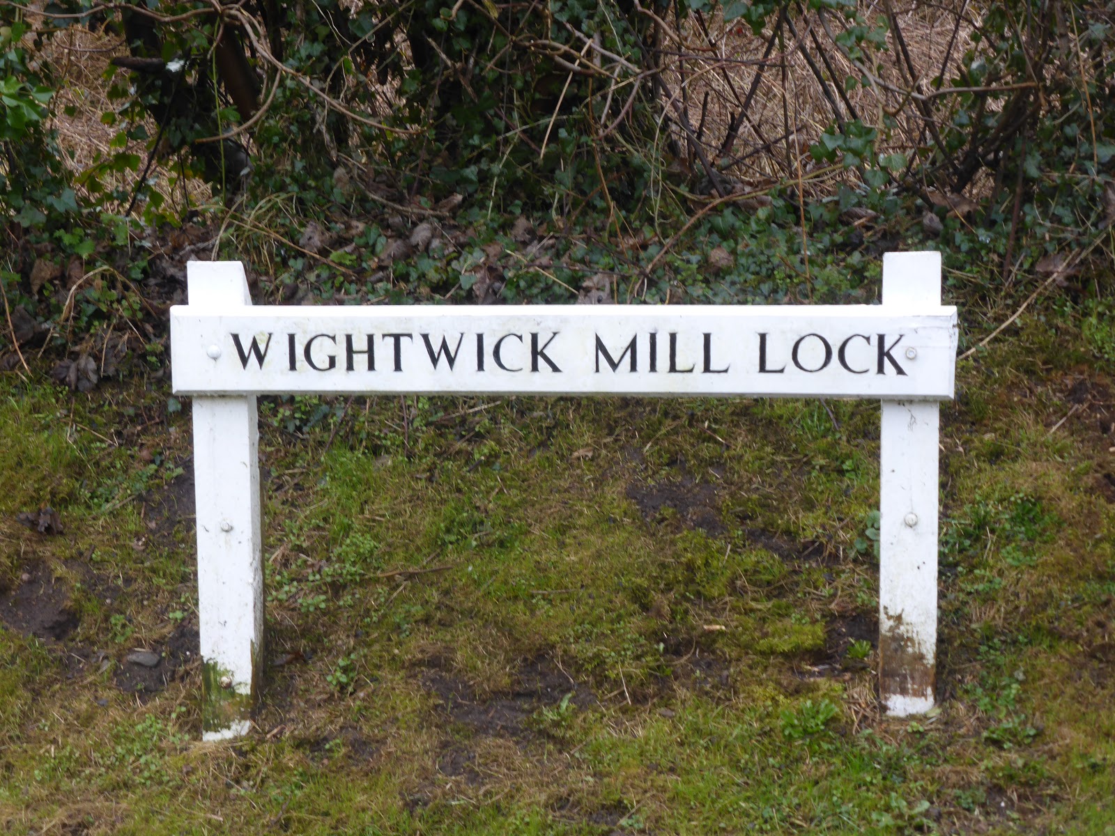 Narrowboat Chalkhill Blue - Locks: Locks: Staffordshire ...