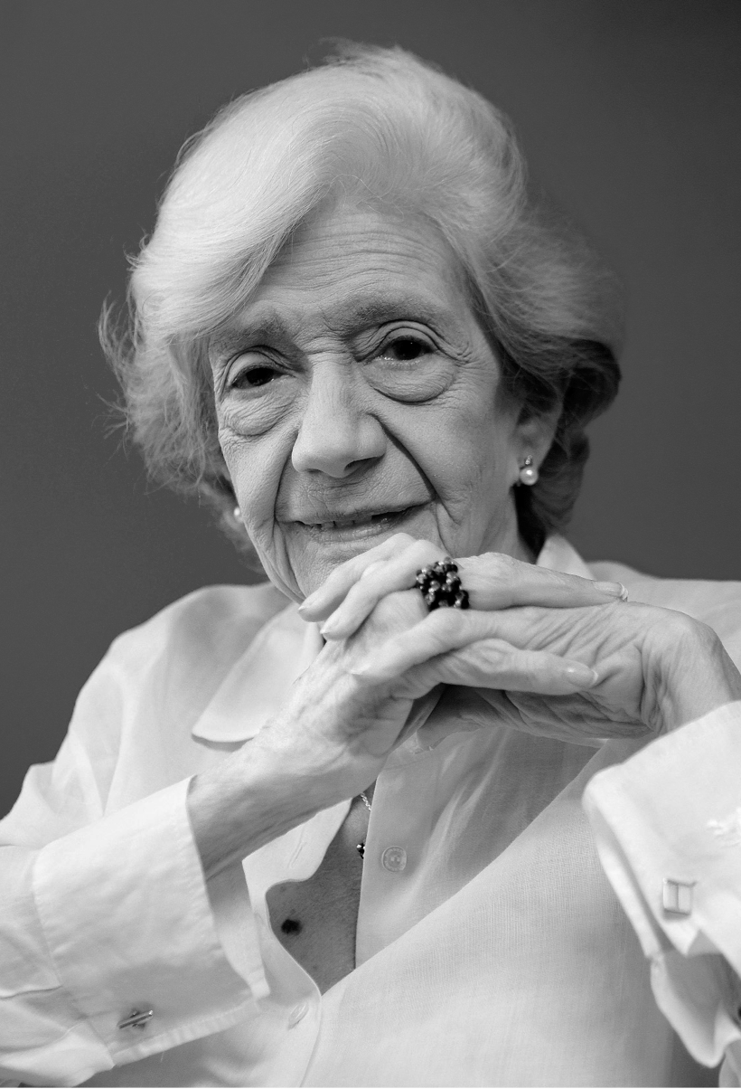 Tales of Mystery and Imagination: Ana María Matute: El árbol de oro