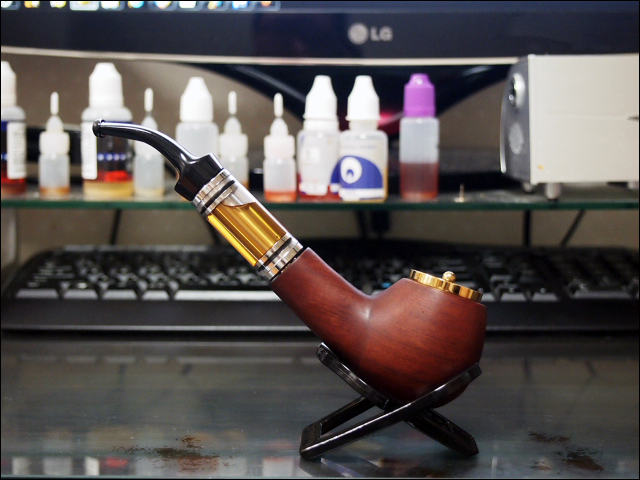 epilos' vaping room: E-Pipe King