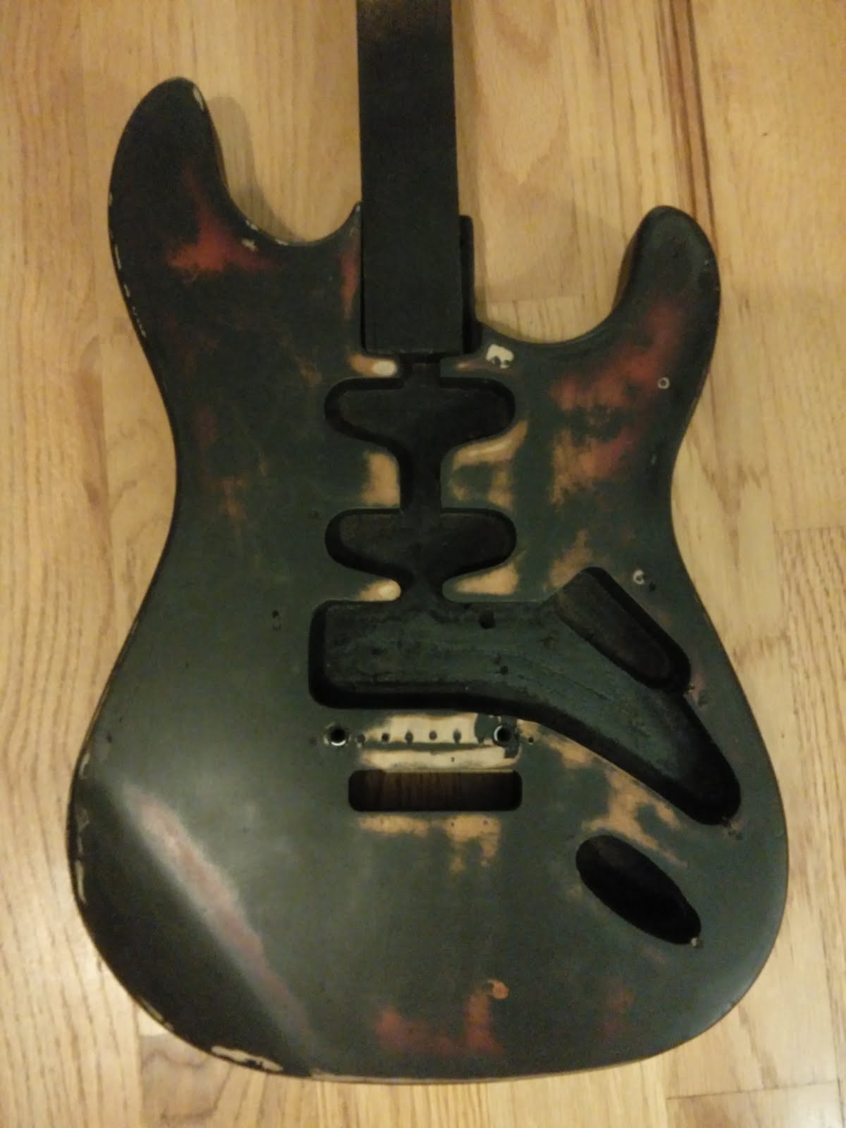 [Mattwins]: How to Paint an Eddie Van Halen Frankenstrat Guitar