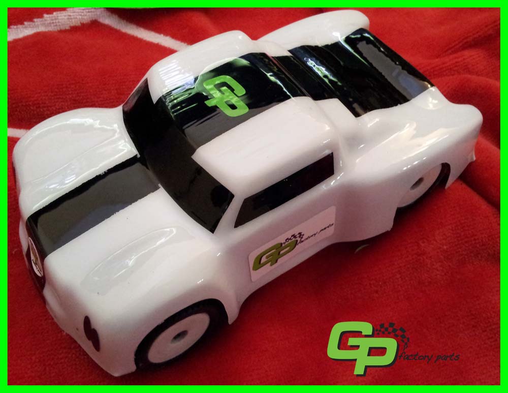 KYOSHOSAN: New Short Course Body for the Mini-Z Buggy