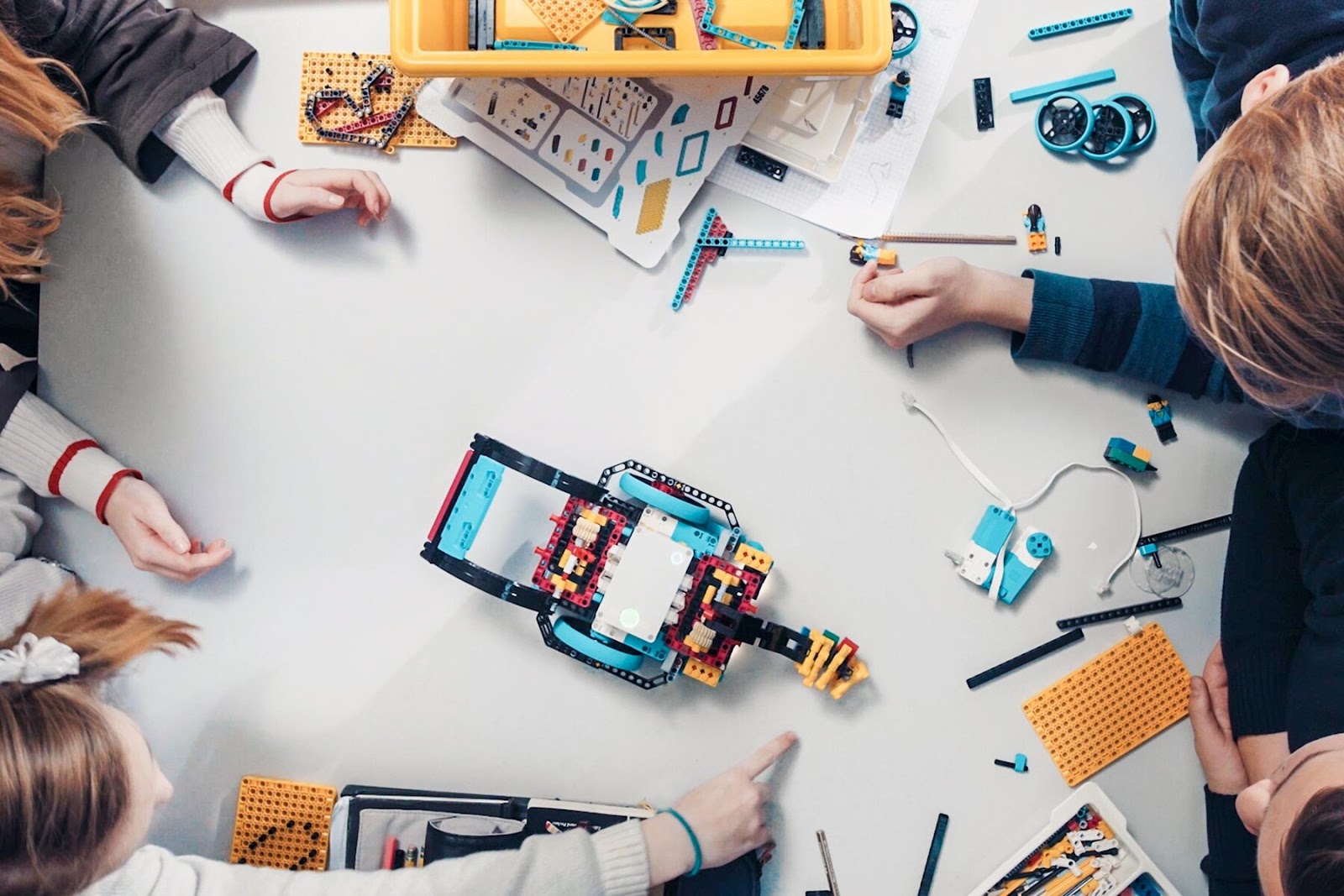 el blog de ROY: 7 reglas de IDEO para la lluvia de ideas (brainstorming)