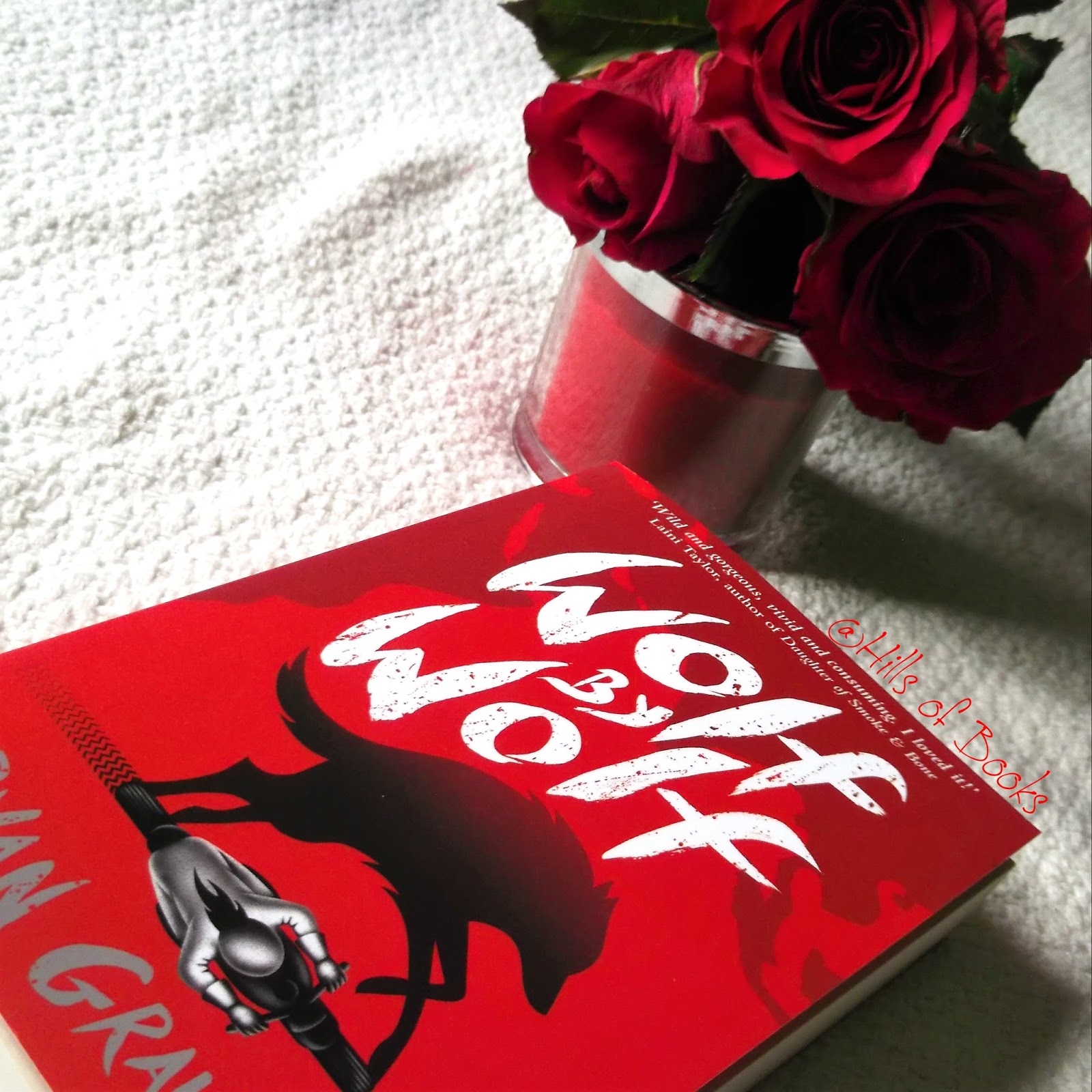 Hills of Books : BOOK REVIEW: Wolf by Wolf by Ryan Graudin