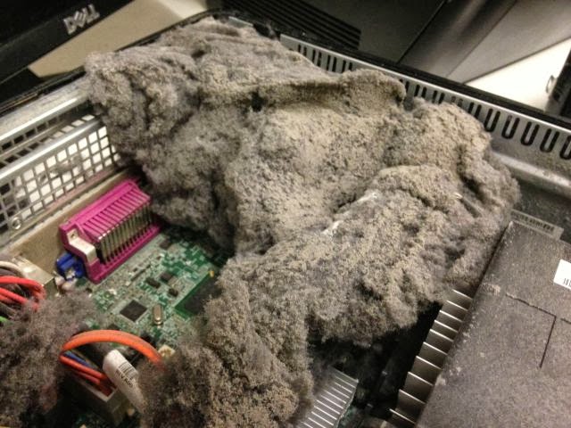 World Of Technology: So This Computer Had a Little Bit of Dust Inside ...