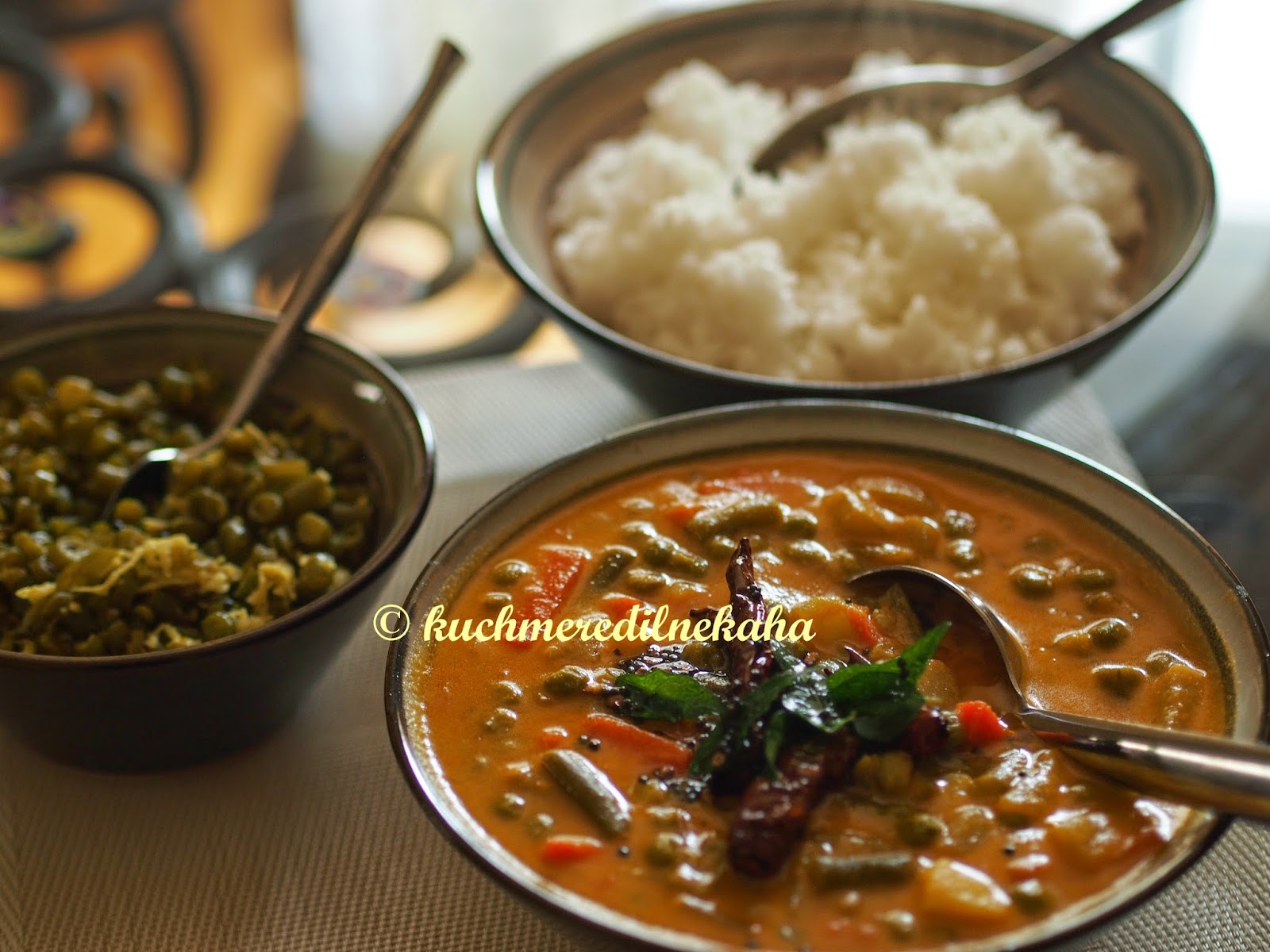 Meri Rasoi: AVIL or AVIAL (Mixed vegetables in a spicy buttermilk gravy)