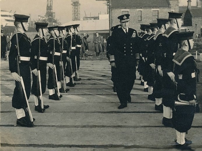 Northumbrian Gunner: Hebburn - HMS Kelly Memorial