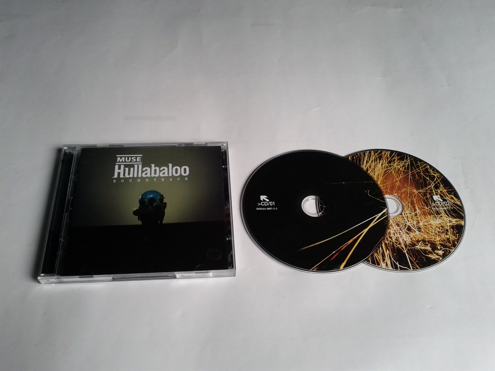 I Heart Collecting Music: Muse - Hullabaloo Soundtrack