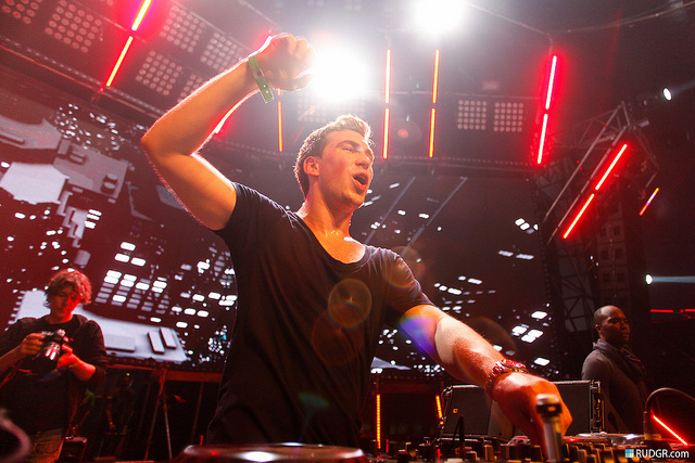 Música Electrónica (Dj Edward).: 2013